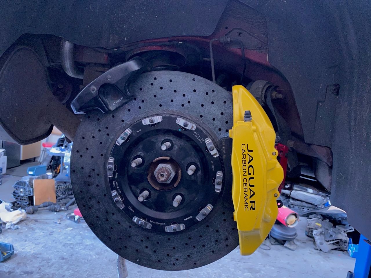 Introducir 91 Imagen Jaguar F Type Carbon Ceramic Brakes Vn