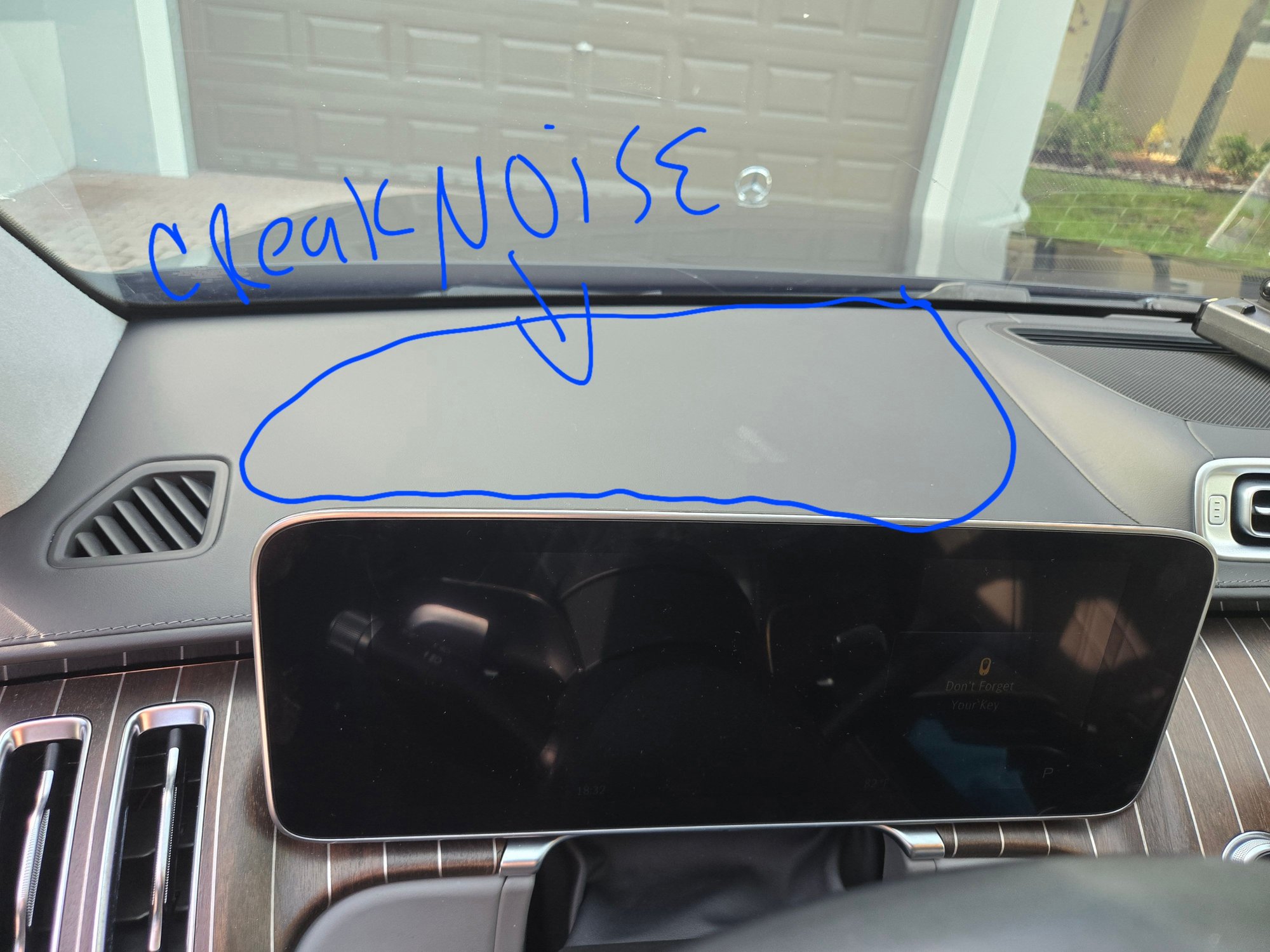 Creaking noise, driver's side dash. - MBWorld.org Forums