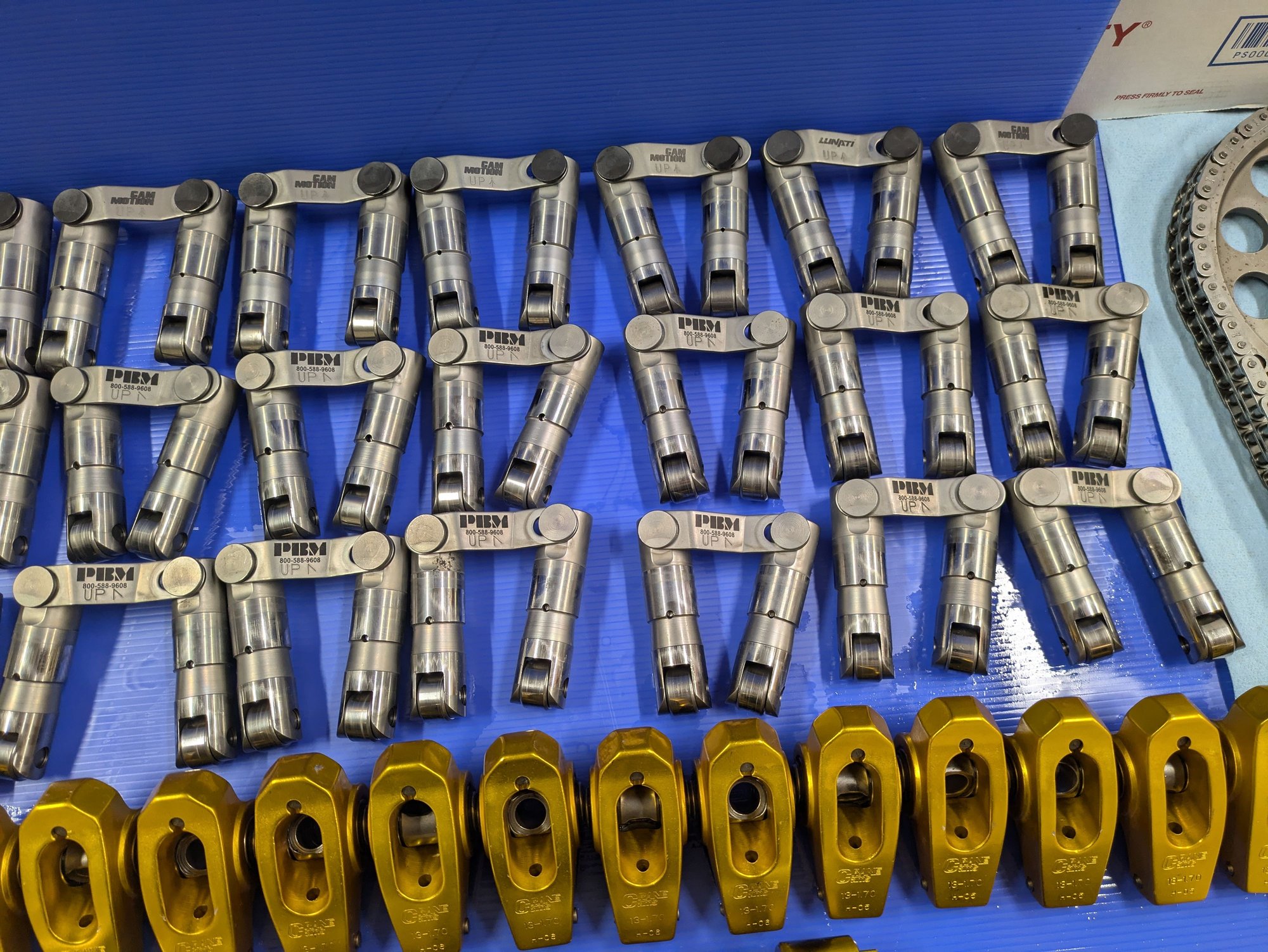 Full Valve Train Parts: Billet Roller cam, Crane Gold Rockers, Smith ...