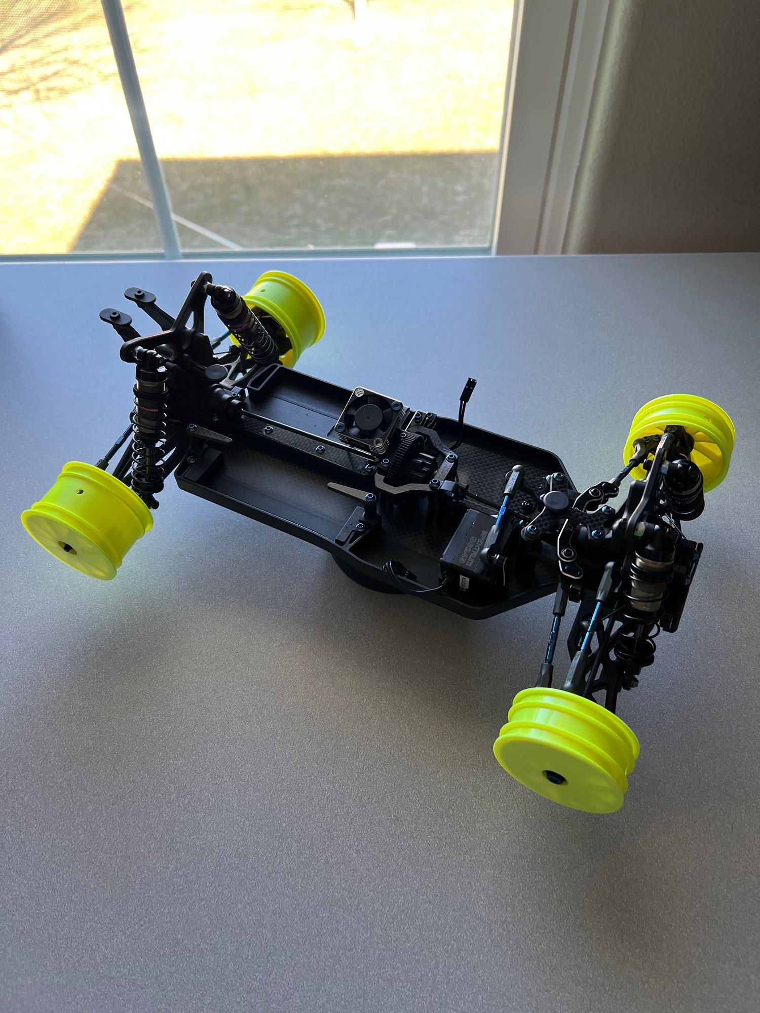 TLR 22X-4 Elite new build roller; carbon chassis, titanium, spares ...
