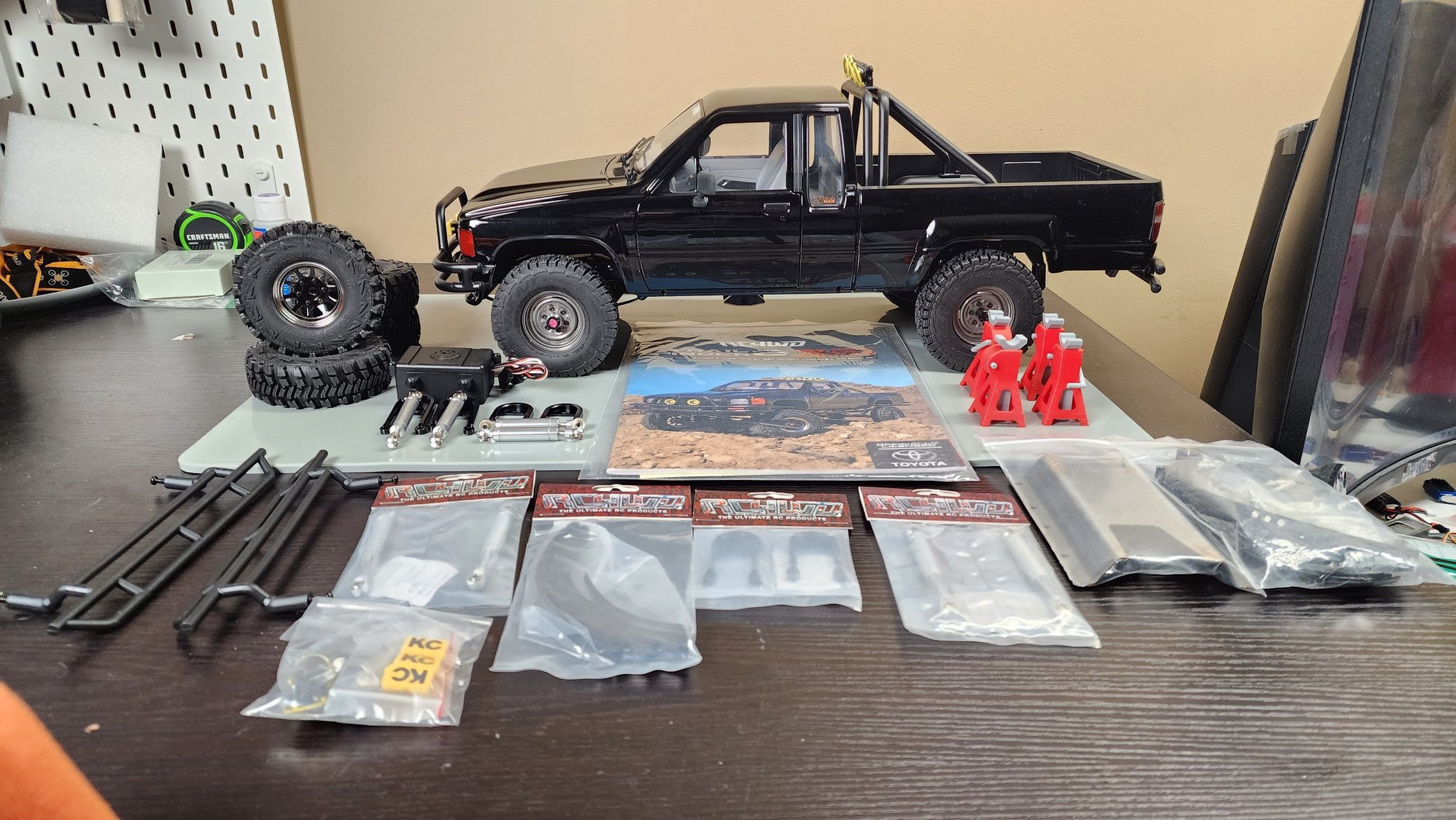 RC4WD TF2 Scale Crawler RTR - Back to the Future - Connecticut - R/C ...
