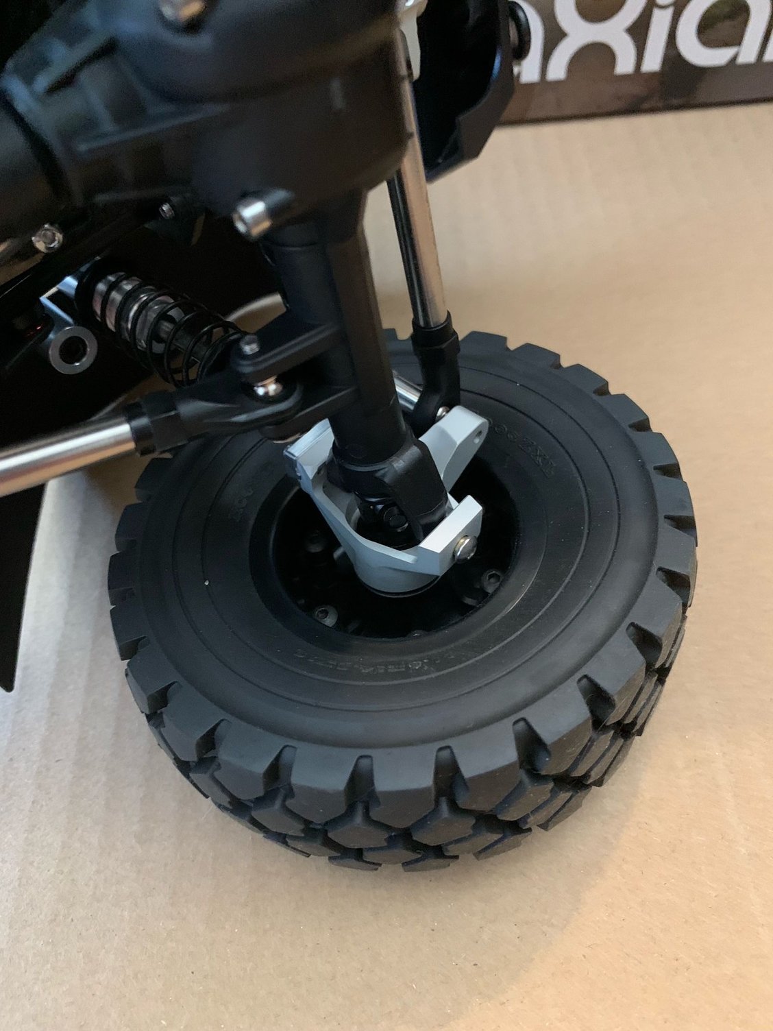 FS: Axial Custom UMG10 Unimog 90% Assembled w/ Many Hop-ups - R/C Tech ...