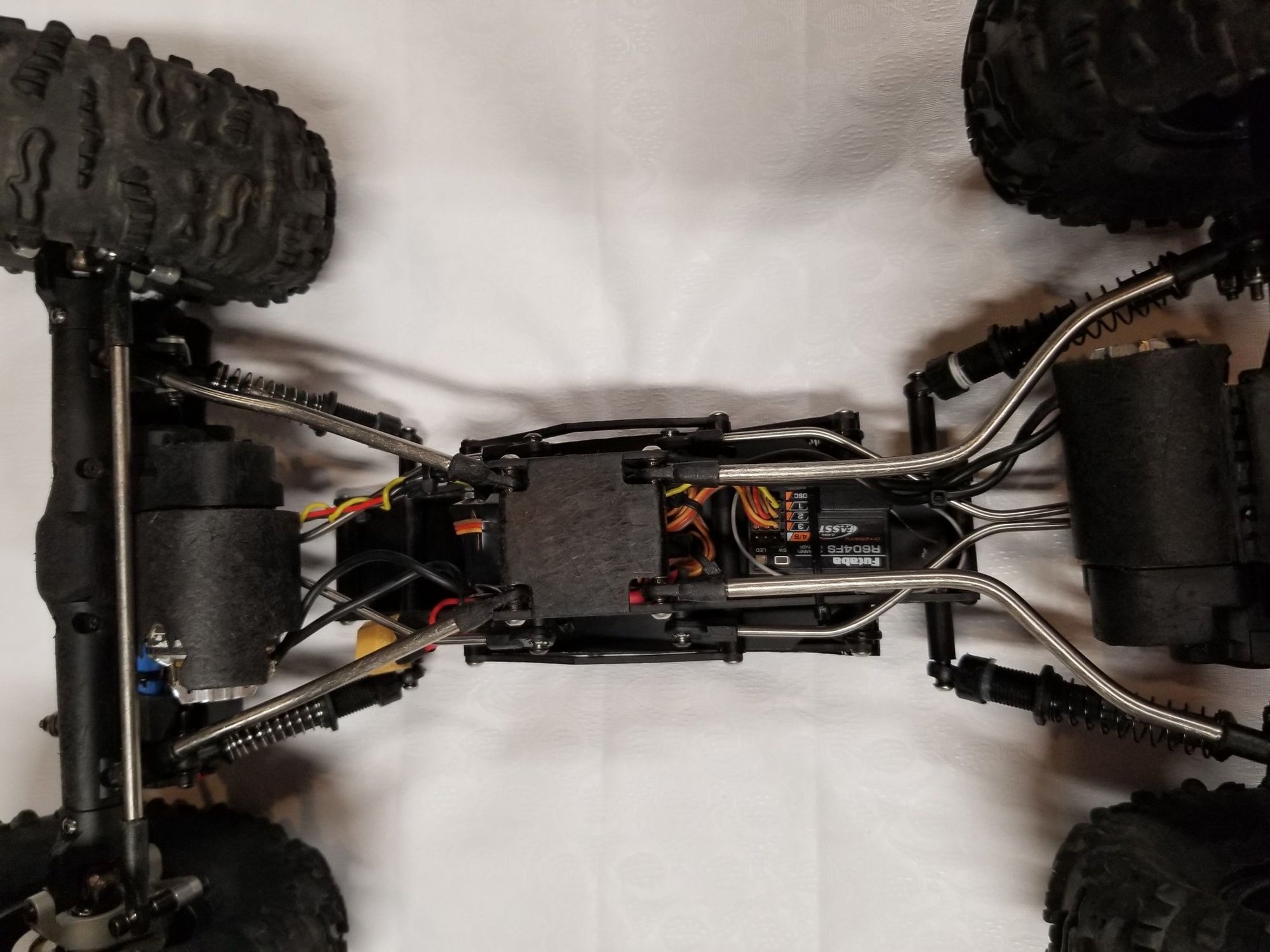 Axial XR10 Comp Crawler, CF Chassis w/ electronics - R/C Tech Forums