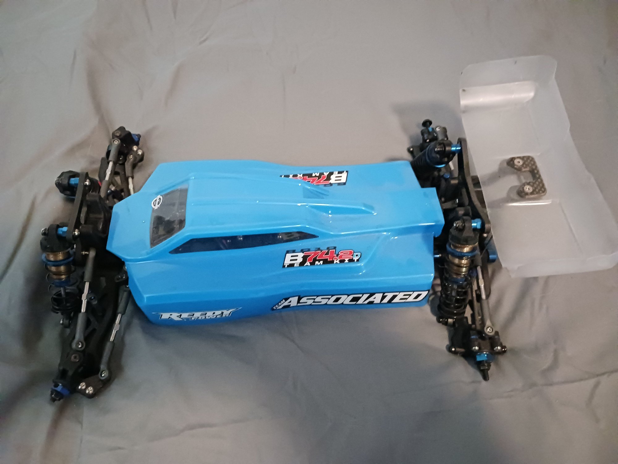 Associated B74.2 ARTR Tons of titanium and B74.1 NIB - R/C Tech Forums