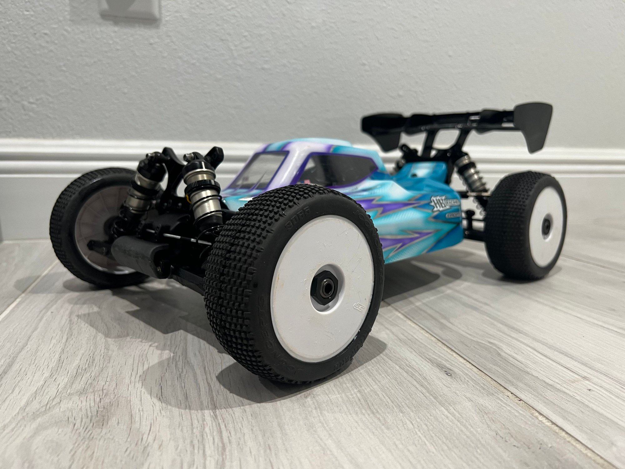 HB e819RS Buggy Jconcepts Hobbywing Savox Like New! - R/C Tech Forums