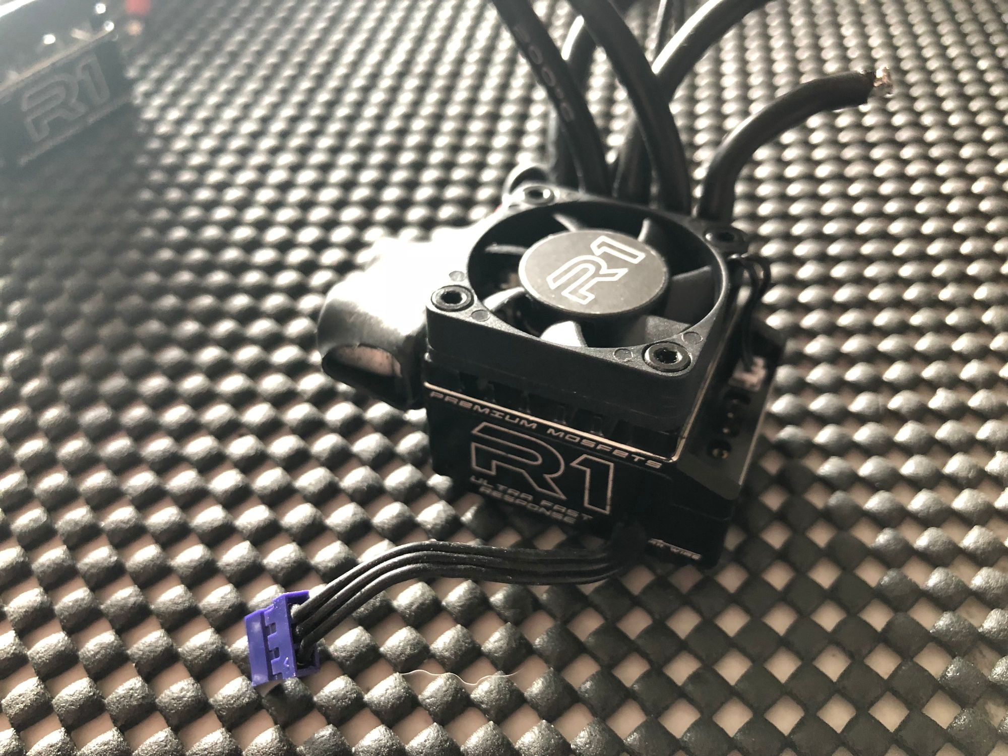 R1 Wurks ESC & Batteries - R/C Tech Forums