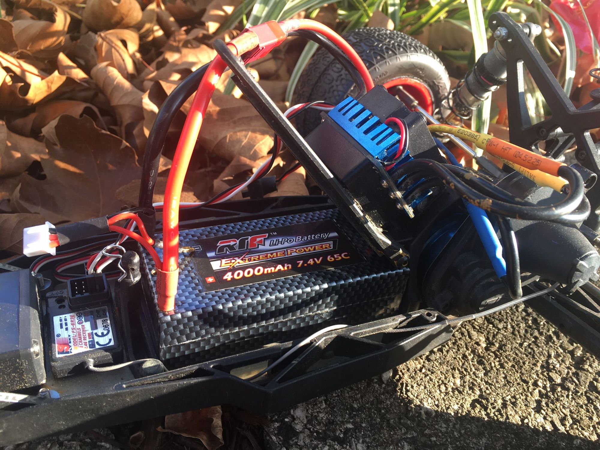 TLR Team Losi Racing 22T Stadium Truck RTR ARTR - R/C Tech Forums