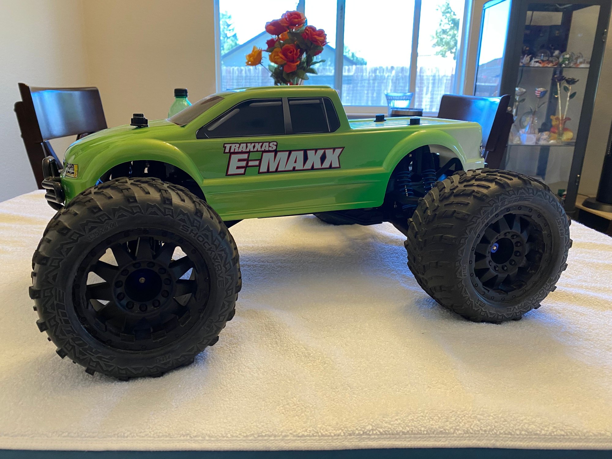 Traxxas E-Maxx Brushless 3908 - R/C Tech Forums