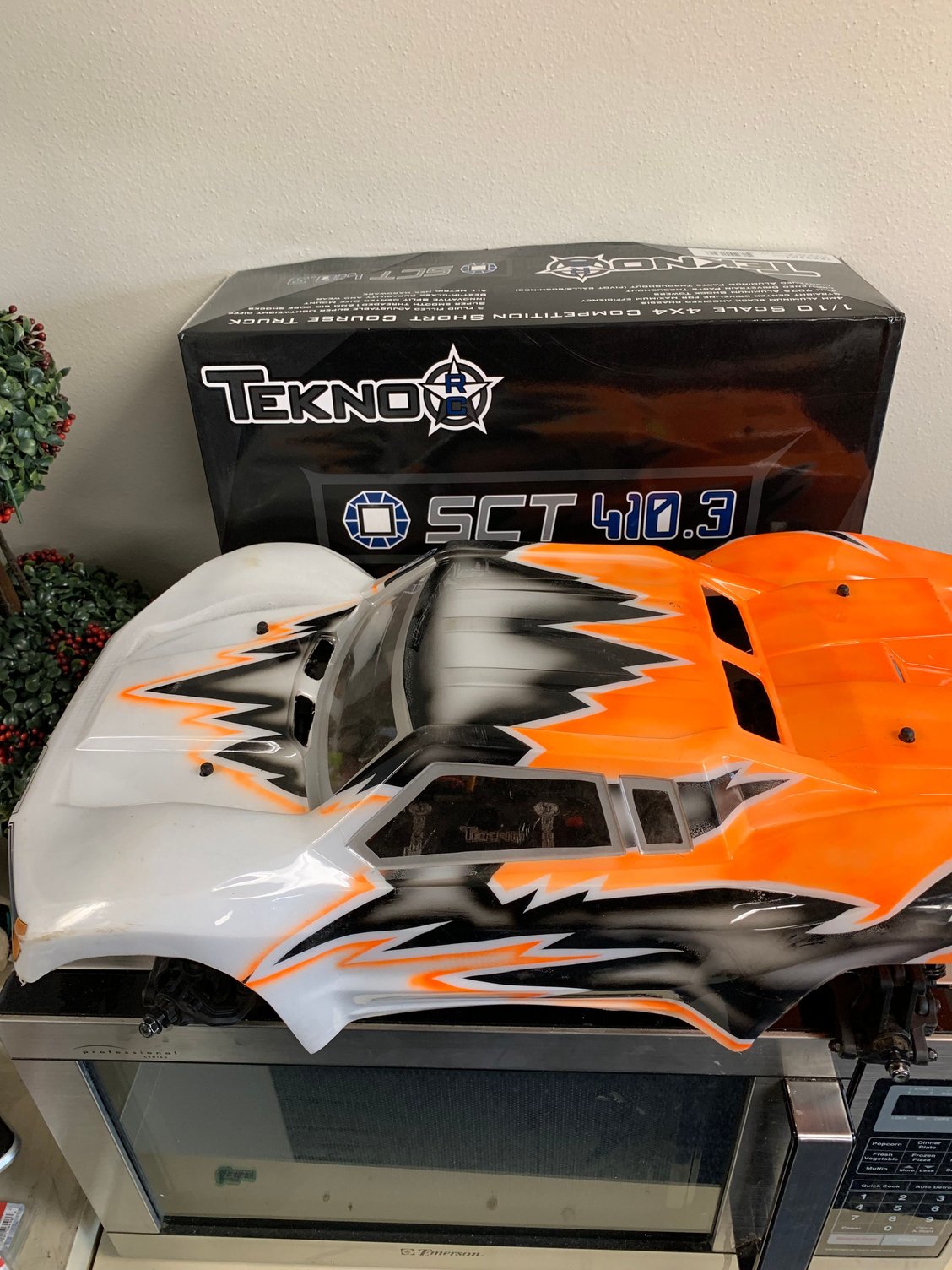 Tekno SCT410.3 - R/C Tech Forums