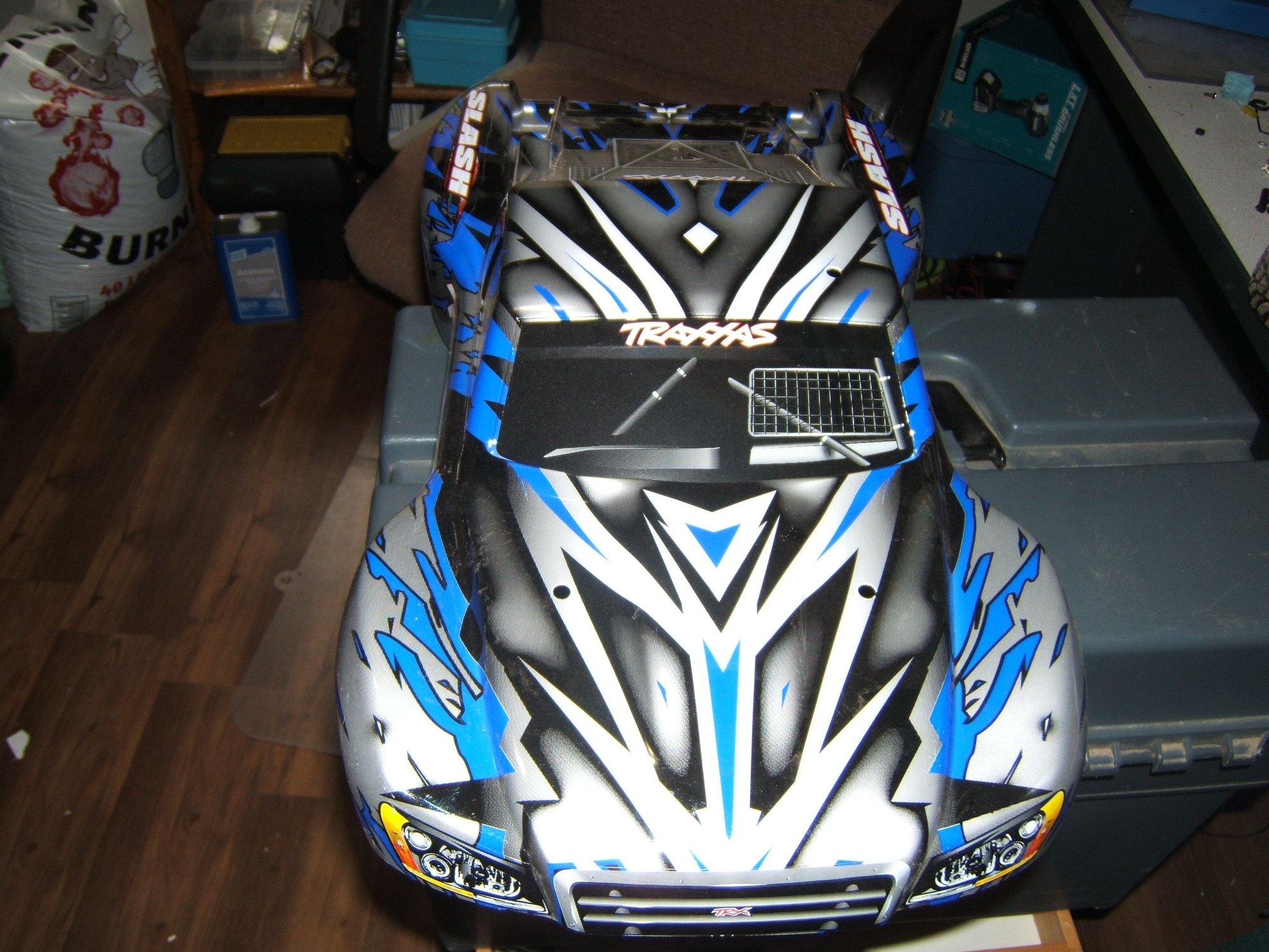 SLASH PAINTED BODY NEVER USED - R/C Tech Forums