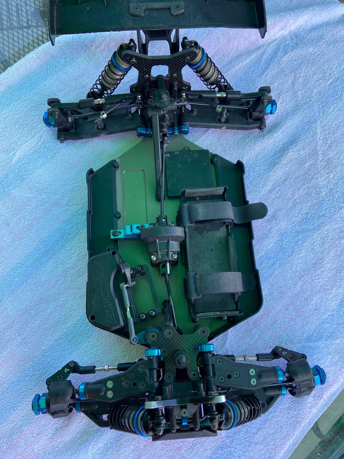 RC8B3.2E Roller with body - R/C Tech Forums