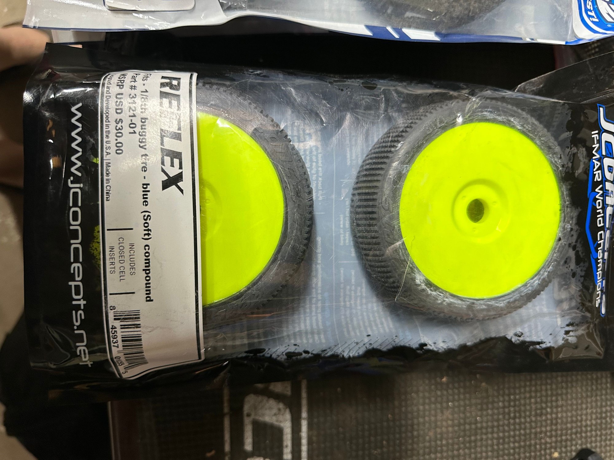 PROLINE HOLESHOT USED TIRES MOUNTED , and jconcepts new mounted reflex ...