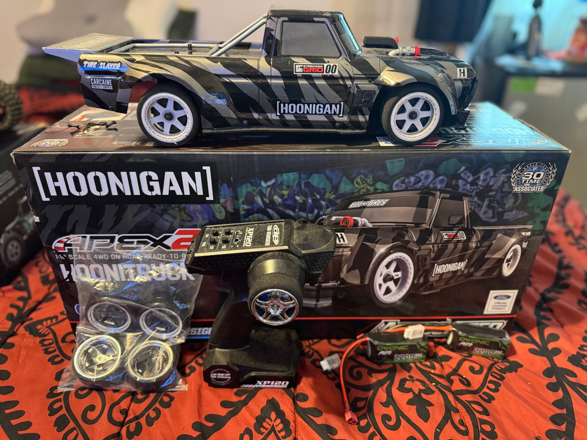 Hoonigan AE Apex 2- haiboxing desert buggy- 2s lipos- Charger - R/C ...