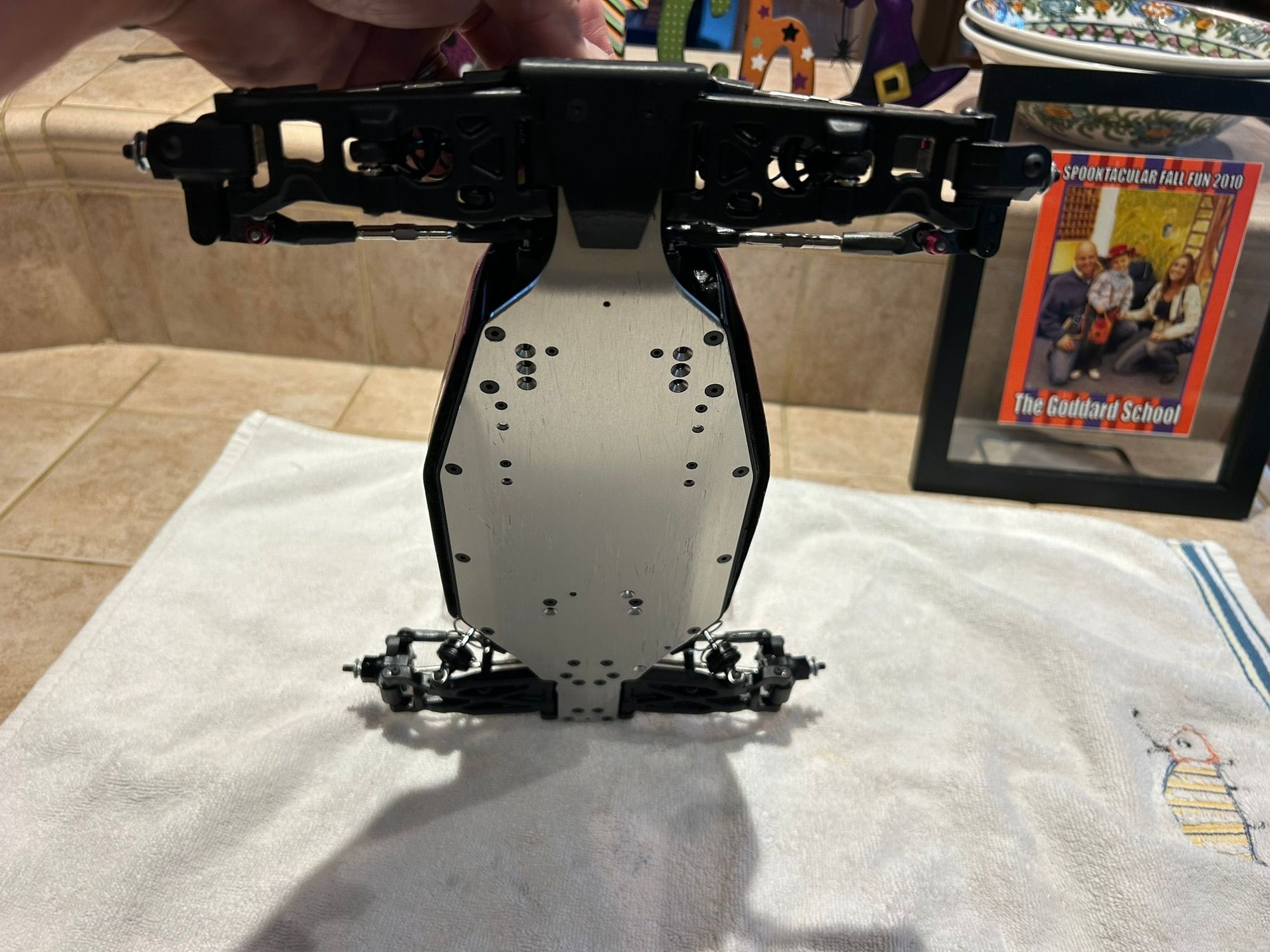 Xray xb2 24 - Carpet car with upgrades - R/C Tech Forums
