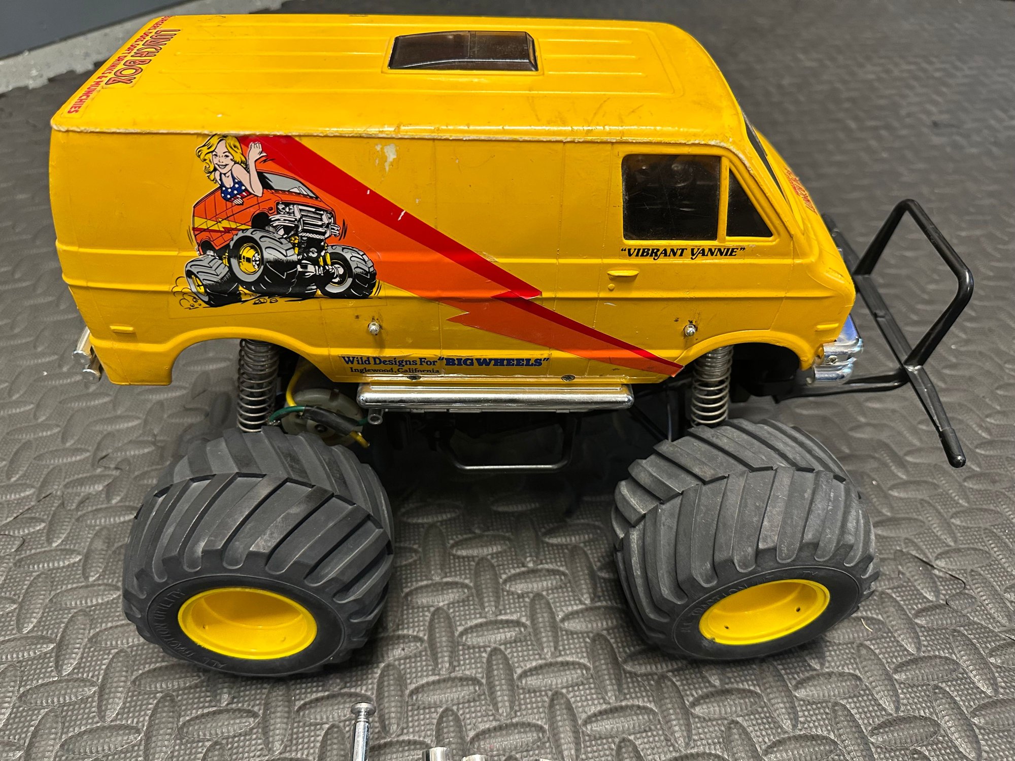 Vintage Tamiya Lunchbox 1984 w/Futaba Remote - R/C Tech Forums