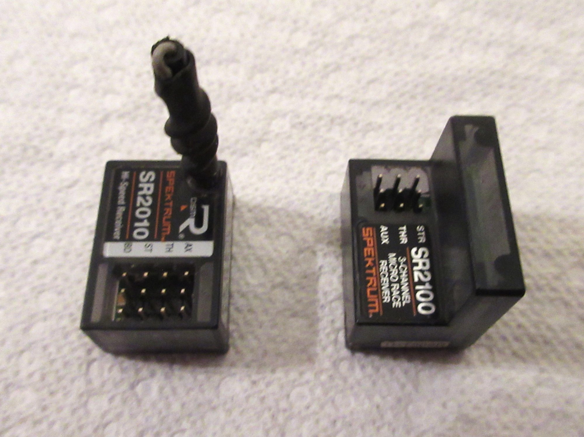 SPEKTRUM SR2100 & SR2010 DSMR Micro Receiverss - R/C Tech Forums