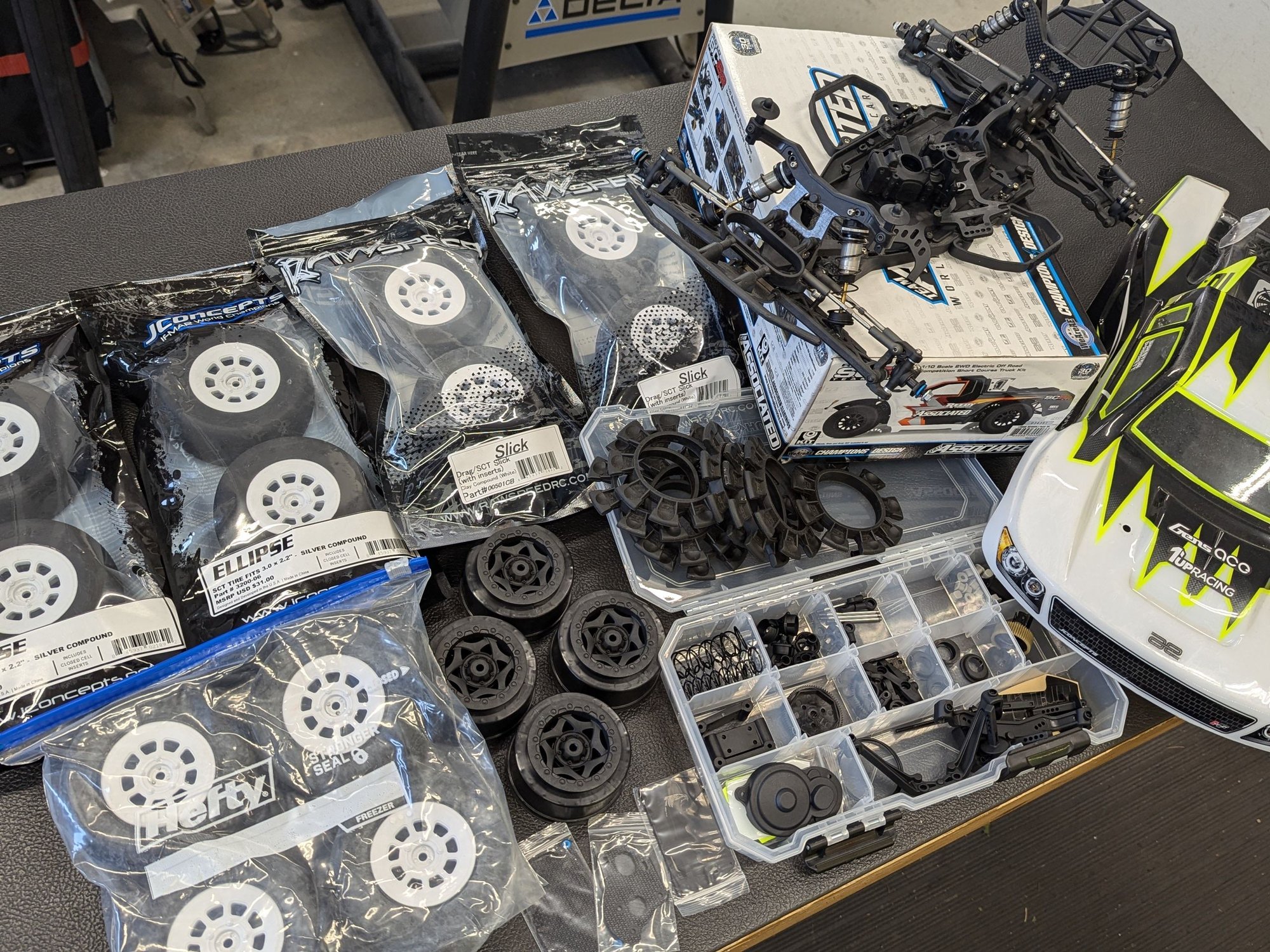 Associated SC6.2 ARTR + Tire Lot + Custom Body - Page 2 - R/C Tech Forums