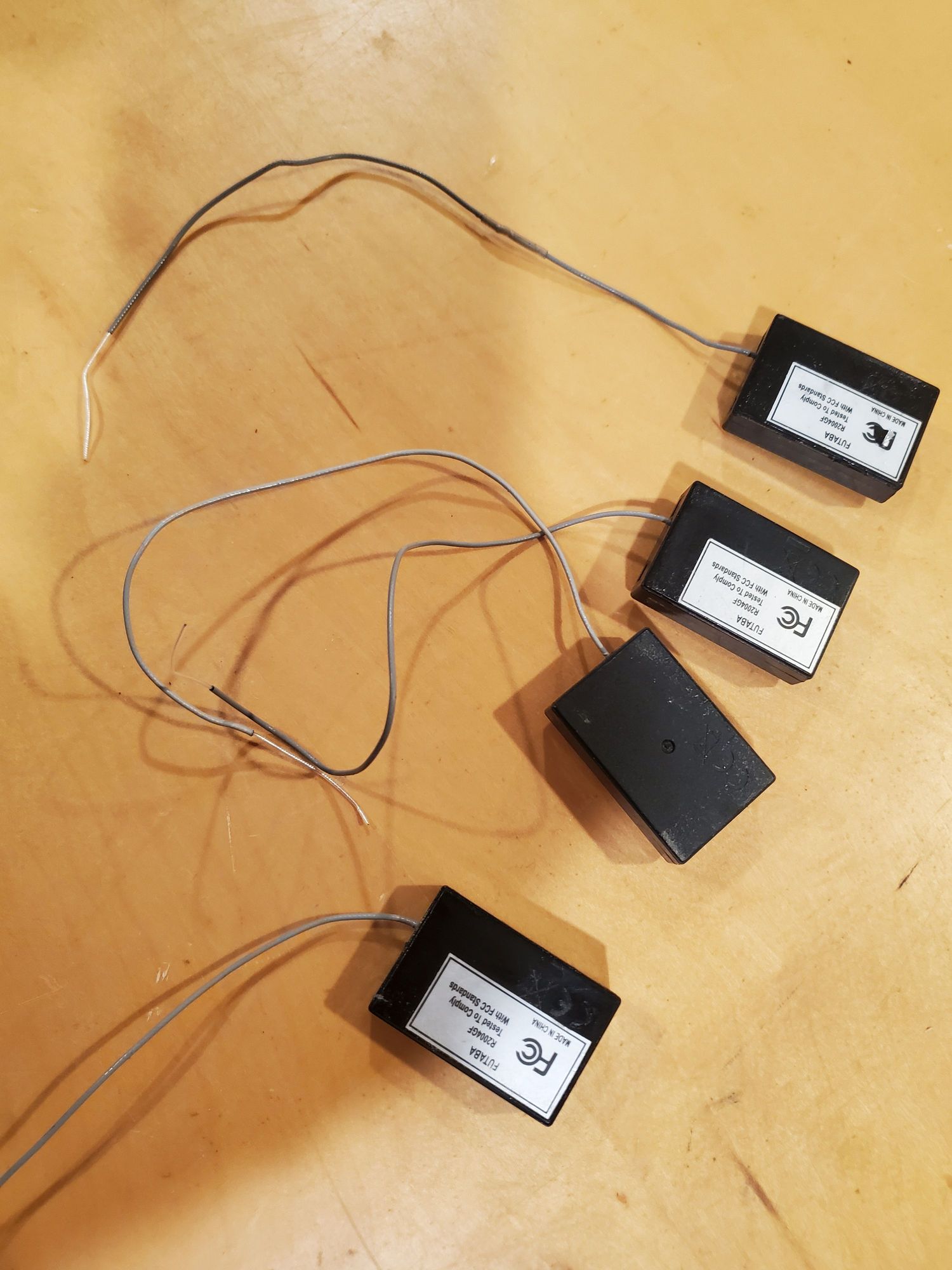 (4) Futaba Receivers - FHSS R2004GF - R/C Tech Forums