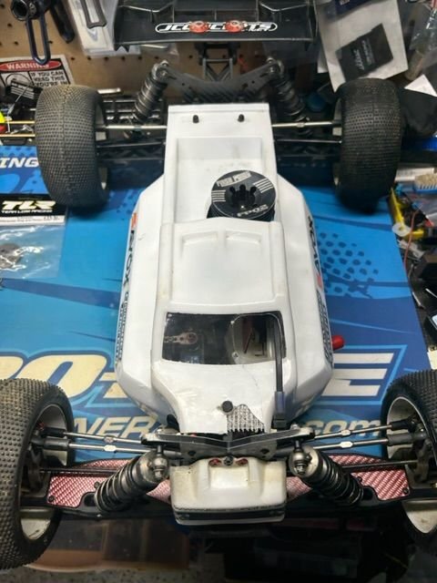 TLR 8xt ARTR - R/C Tech Forums