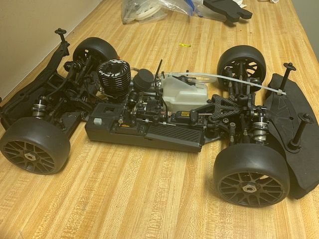 Serpent Cobra SRX8 GT 1/8 Nitro On-Road RTR w/parts - R/C Tech Forums