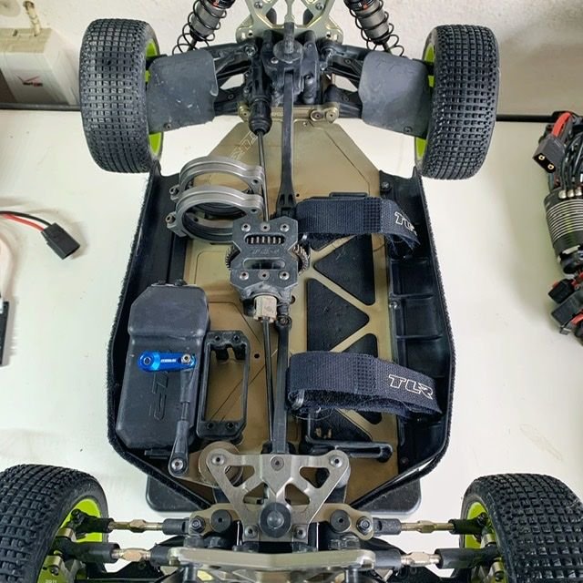 Team Losi TLR 8ight XE Roller - R/C Tech Forums