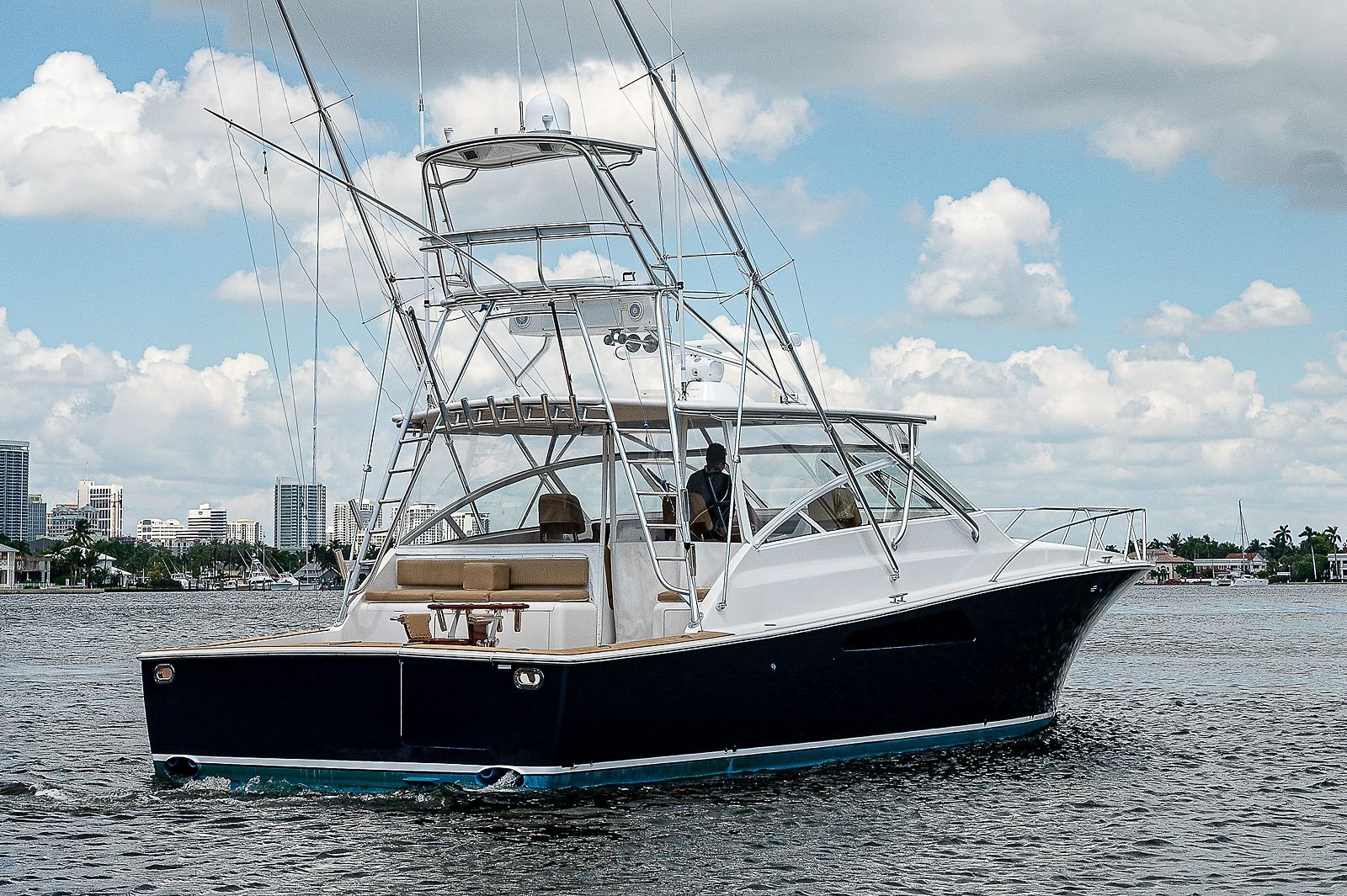 The Hull Truth - Boating and Fishing Forum - 2006 Viking 45 Open