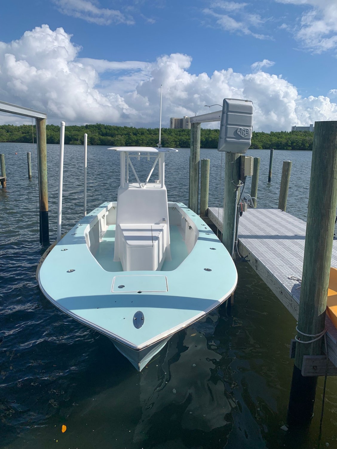 26 ft Custom CC not a conc 27 or a sea vee. Better - The Hull Truth ...