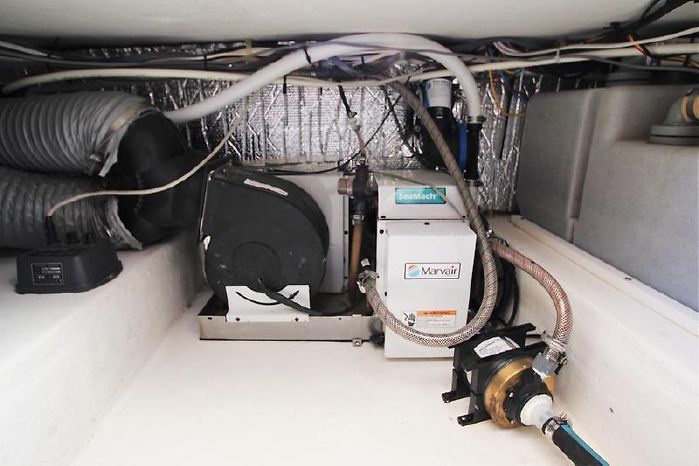 The Hull Truth - Boating and Fishing Forum - 2009 Judge 36 Chesapeake