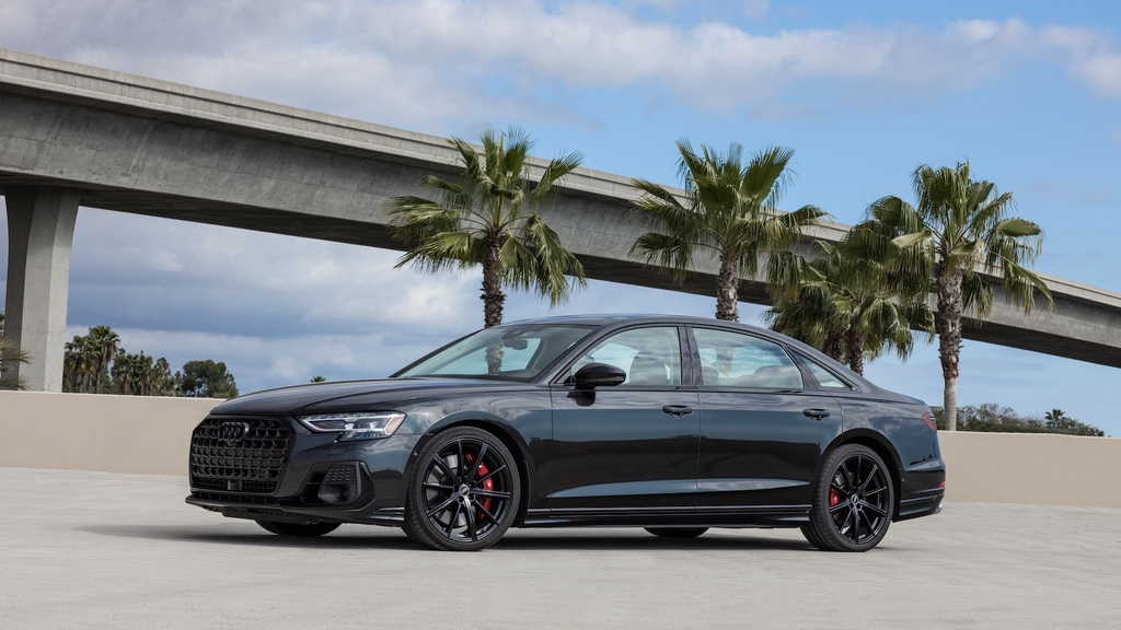 2027 Mercedes-Benz S-Class spied with major update