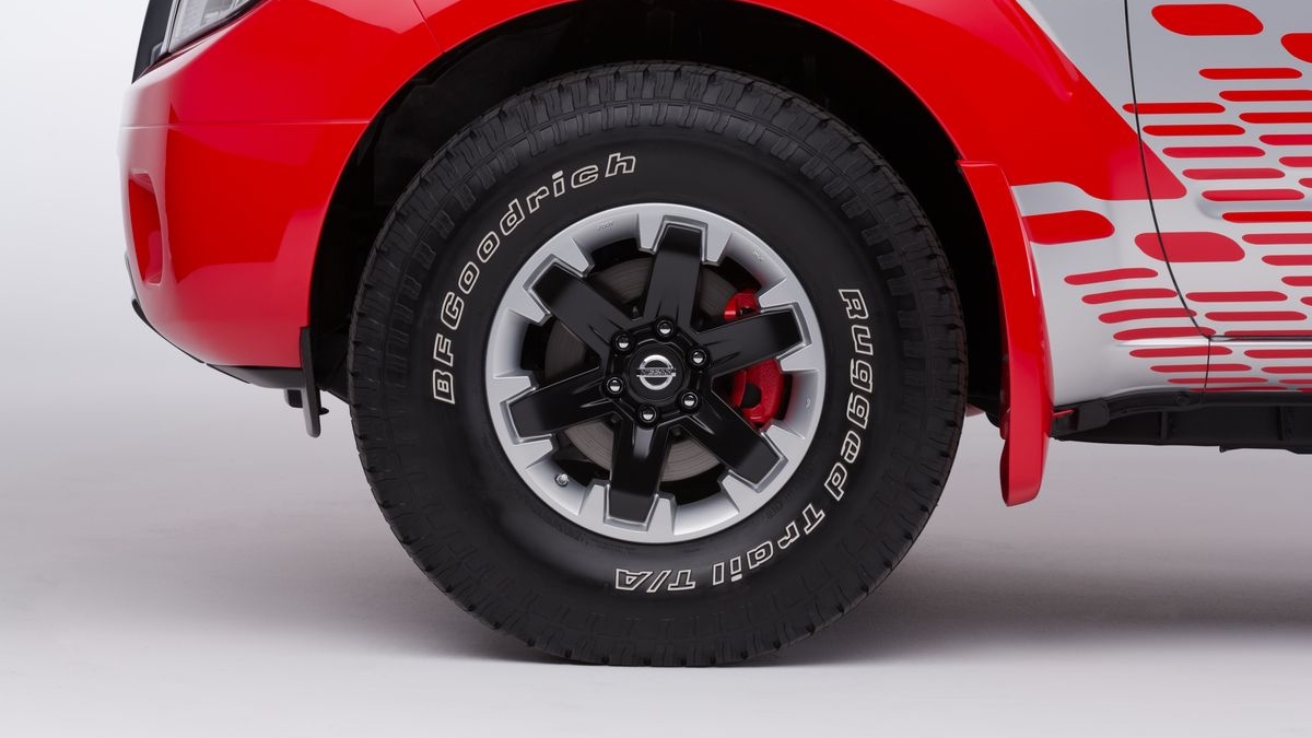 Nissan, Cummins Present Frontier Diesel Project At Chicago Auto Show