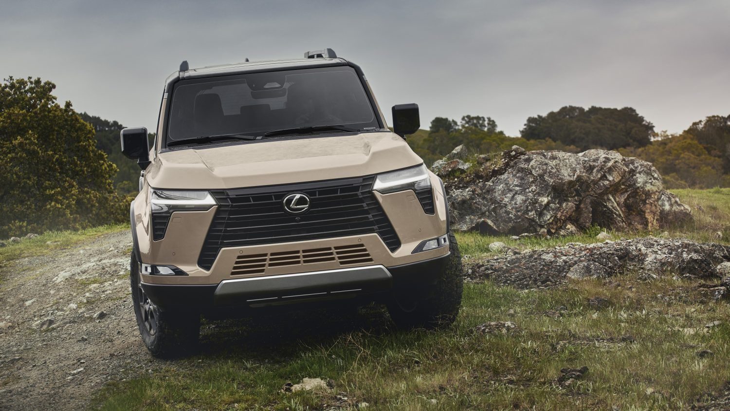 2025 Lexus GX debuts with 1.0-inch lift kit for Overtrails