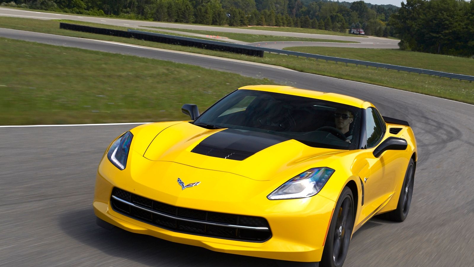 2015 Chevrolet Corvette 8-Speed Automatic First Drive: Video