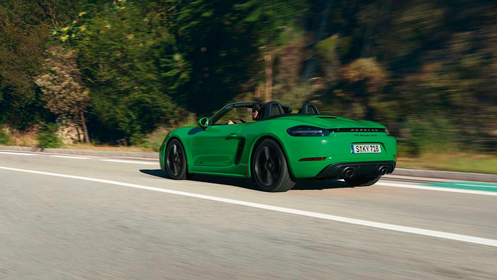 Six goes into 718 twice: 2021 Porsche 718 GTS adds flat-6 engine, 6 ...