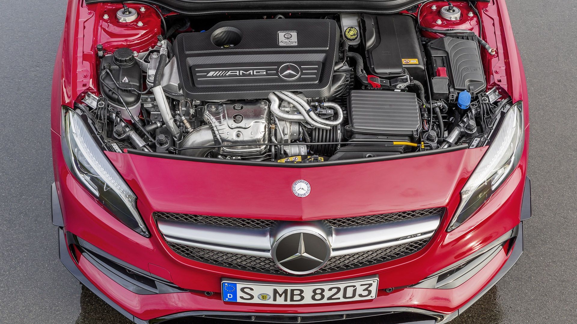 2016 Mercedes A-Class Debuts, Mercedes-AMG A45 Now With 375 HP: Video