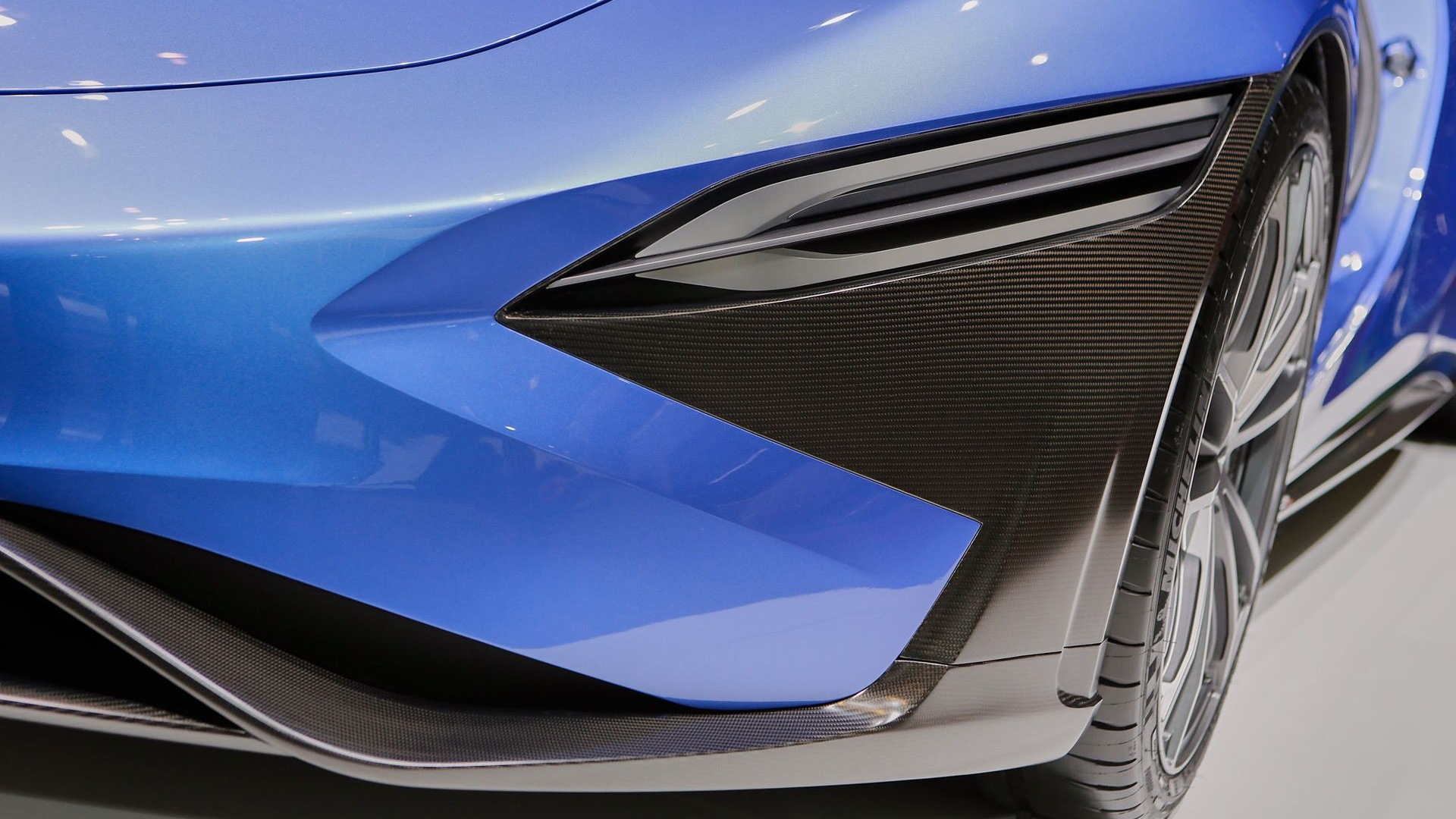 China's Techrules unveils turbine-equipped electric supercar