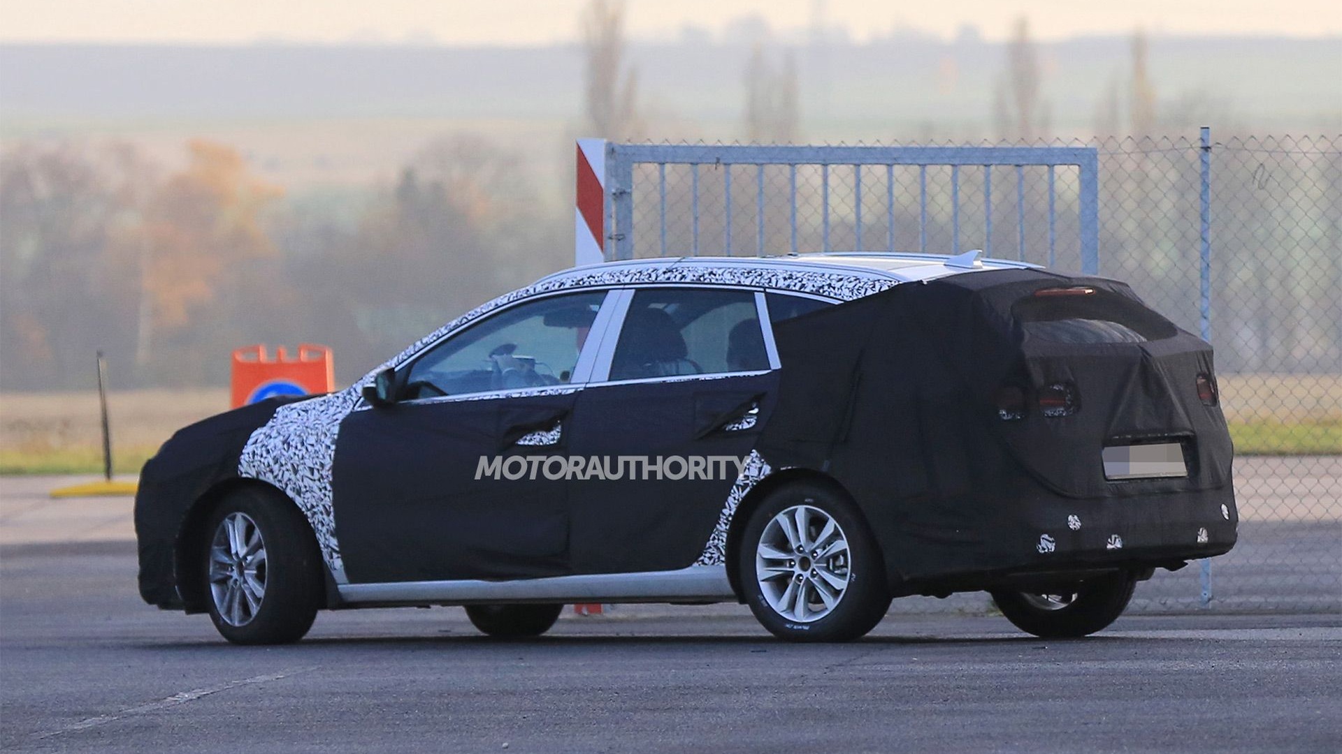 2018 Hyundai Elantra Touring (i30 Tourer) spy shots