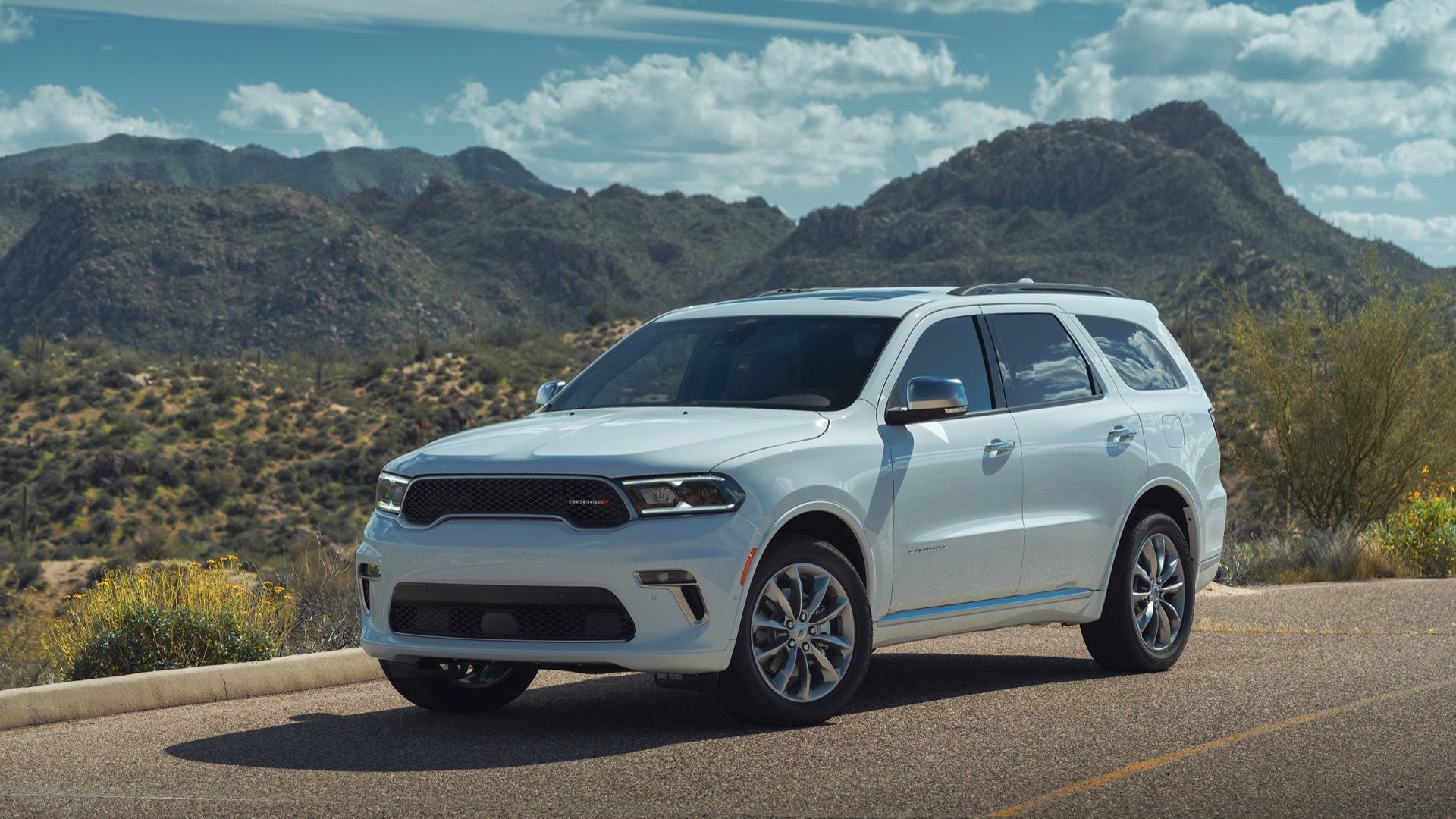 2018 Dodge Durango SRT: 475-horsepower, 3-row SUV starts at $64,090