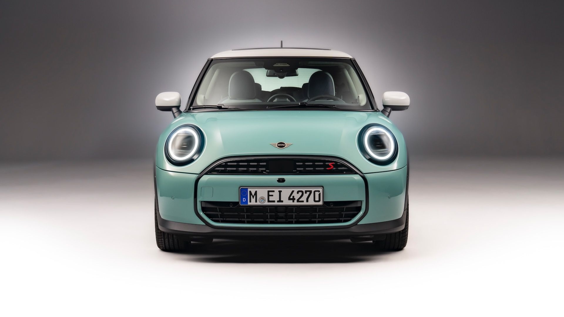 Gas-powered 2025 Mini Cooper and Cooper S debut