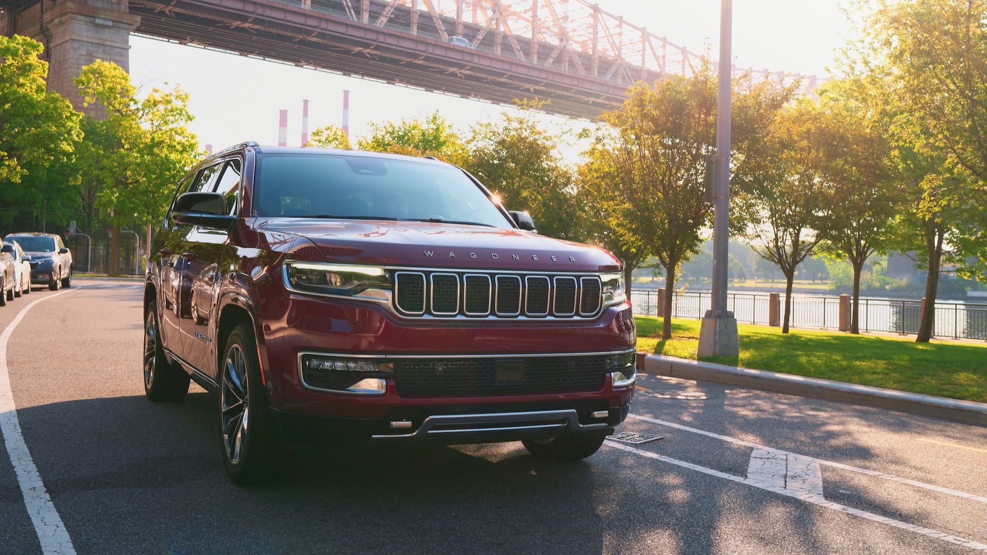 Review: 2023 Jeep Grand Wagoneer L goes long on space and power