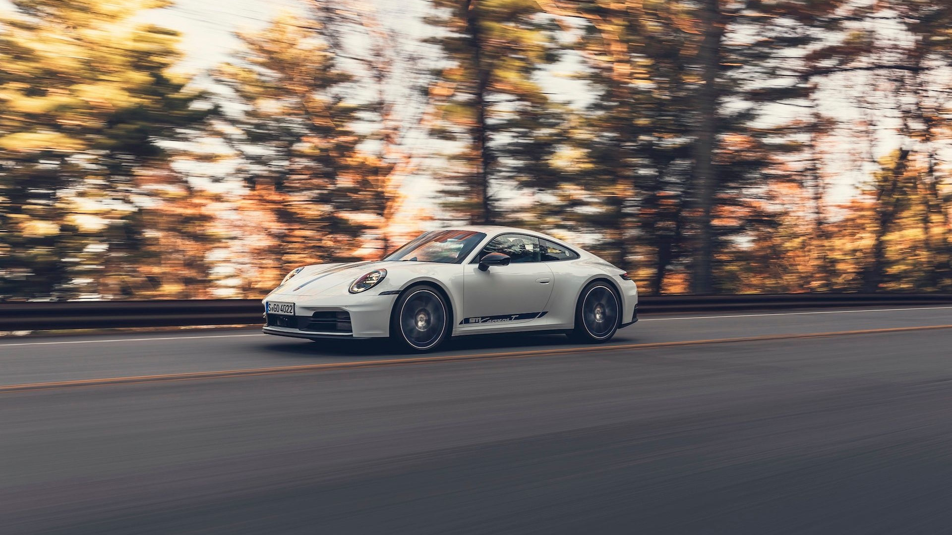 Review: 2025 Porsche 911 Carrera T evokes the past without provoking ...