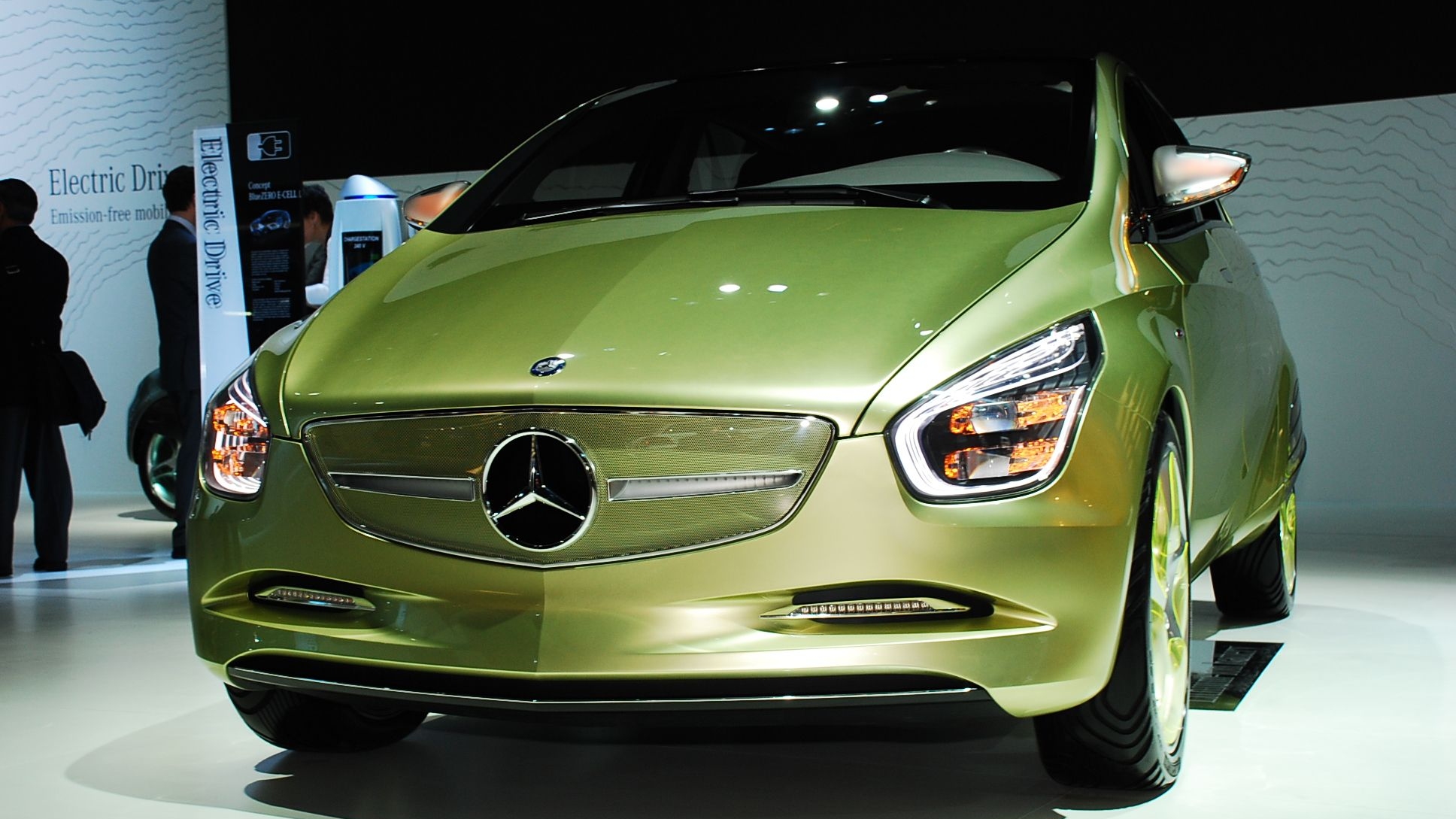 Mercedes-Benz Considering Bringing Small Cars To U.S. By 2012
