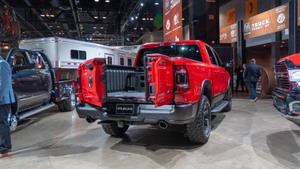 2019 Ram 1500's new split tailgate has the angle for you