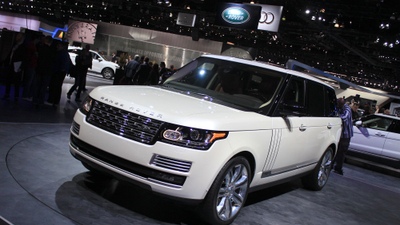 Land Rover Launches Long-Wheelbase Range Rover, Autobiography Black ...