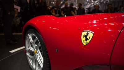 Ferrari 812 Superfast revealed with 789 horsepower