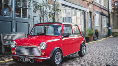 Union hack: British company offers electric classic Mini conversion