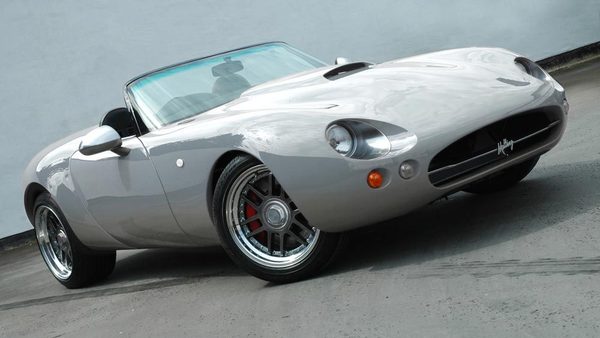 Al Melling working on V10-powered Wildcat