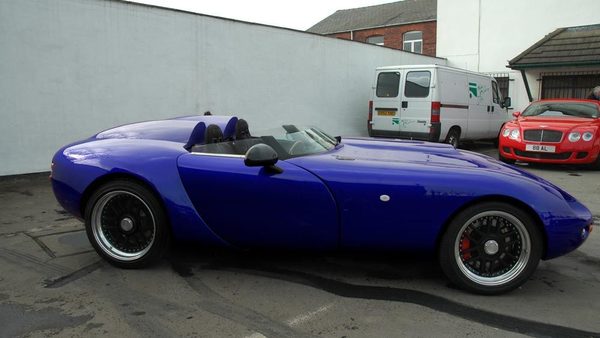 Al Melling working on V10-powered Wildcat