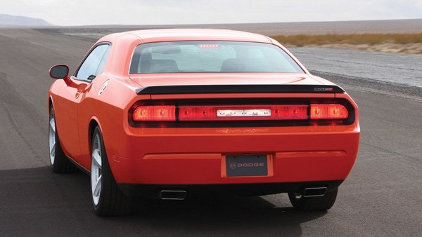 Video: Dodge EV sports car prototype takes on the Challenger SRT8