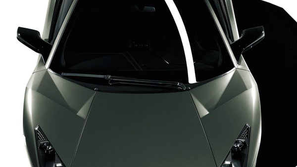 Revealed: Lamborghini's Reventón supercar