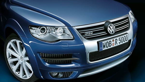 Volkswagen’s V10 diesel Touareg R50